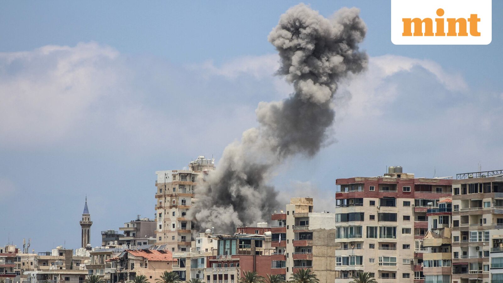 World News Today Live Updates on June 10, 2026 : S hits Bandar Abbas ...
